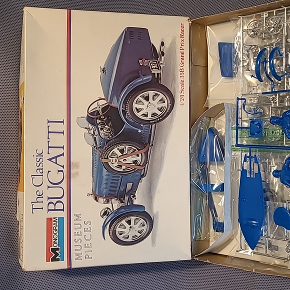 Monogram Models, Inc. | Toys | Monogram The Classic Bugatti 35b Grand ...